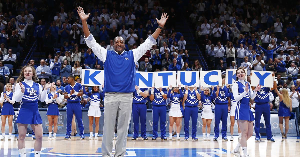 UK Men s Basketball legend Jack Goose Givens shares his life legacy in new memoir UKNow